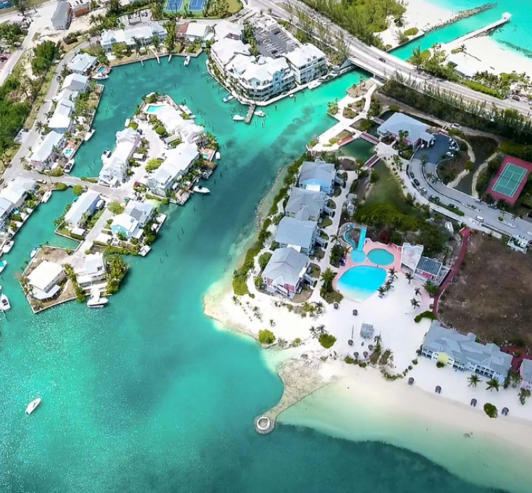 Sandyport Beaches Resort Sandyport Beach Resort #2886 Details : RCI