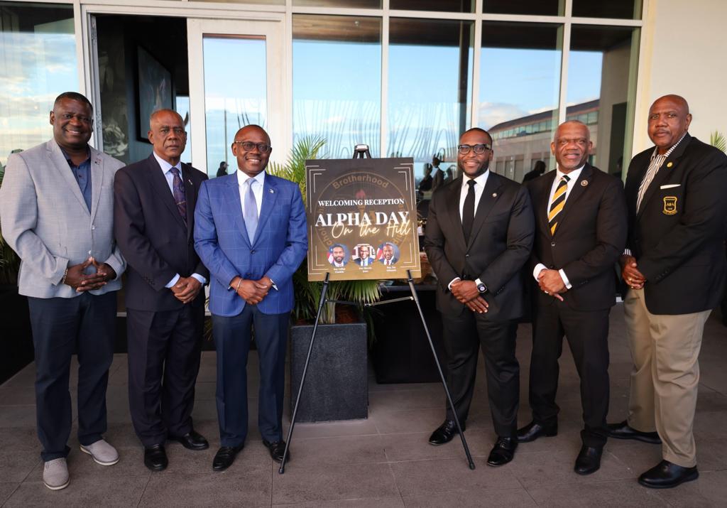 Tourism Minister Promotes The Bahamas for Meetings & Conferences at ...